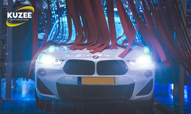 Met korting door de autowasstraat bij ANAC Carwash - Social Deal