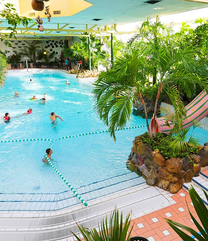 Met korting zwemmen bij Aqua Mundo Het Meerdal - Social Deal